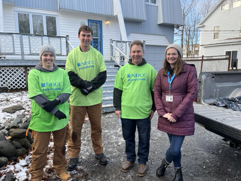 NBCC Christmas decorating program looking for seniors - CHCO TV26