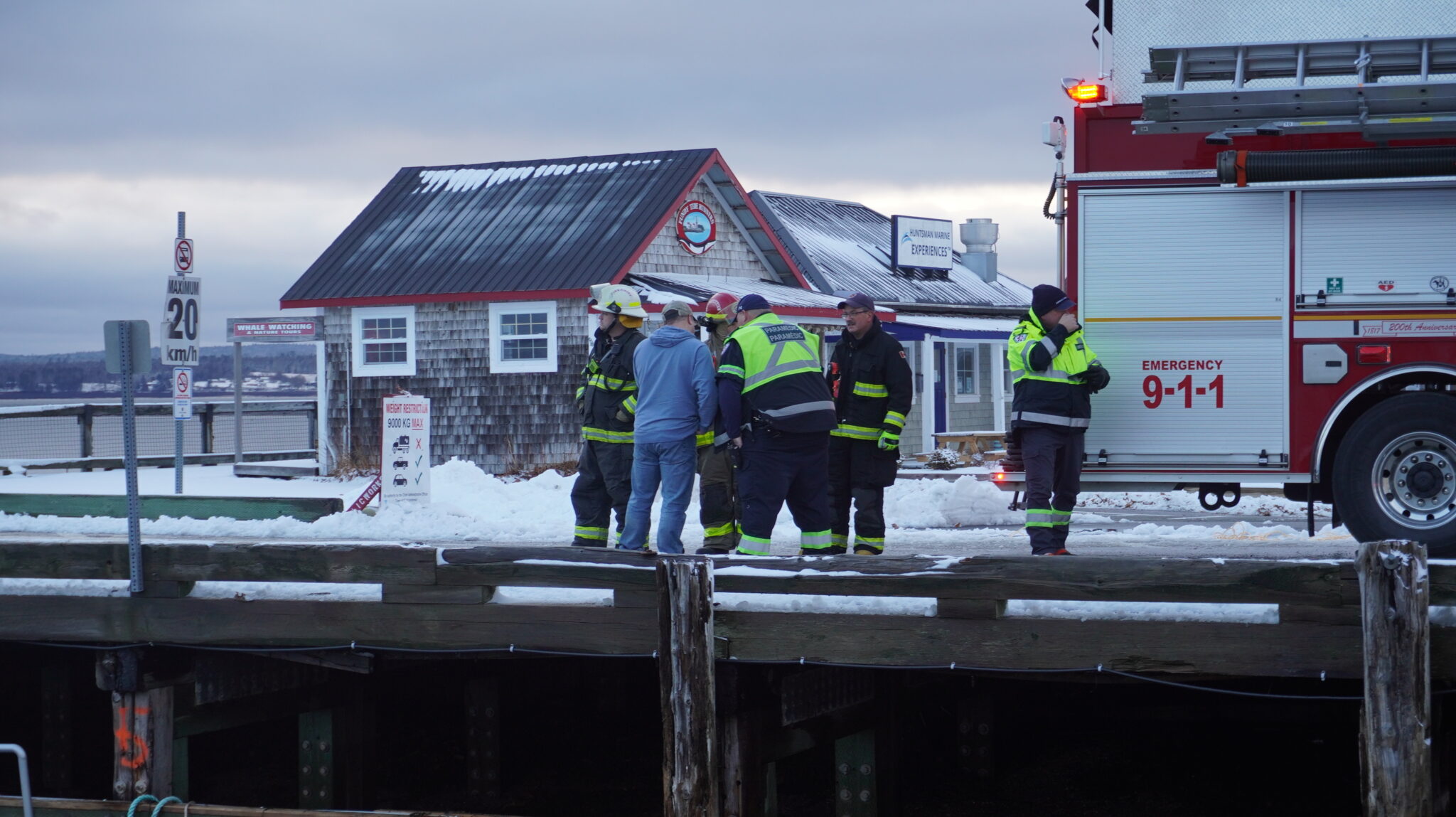 Hybrid fishing boat catches fire off Saint Andrews wharf - CHCO TV26